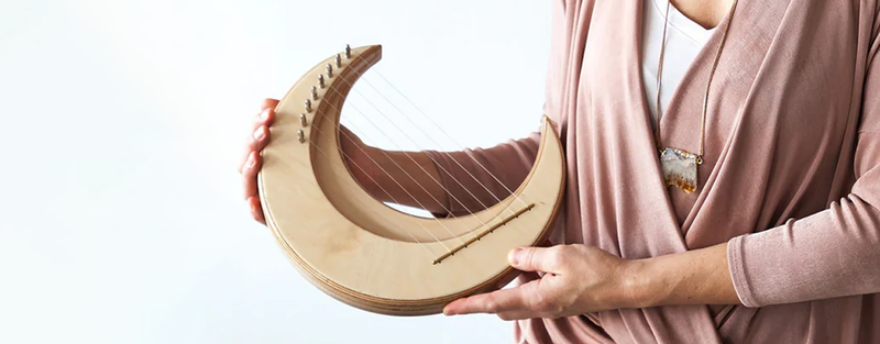 Lyre Harp Fingerstyle & Playing Posture — A Warm, Practical Beginner’s ...