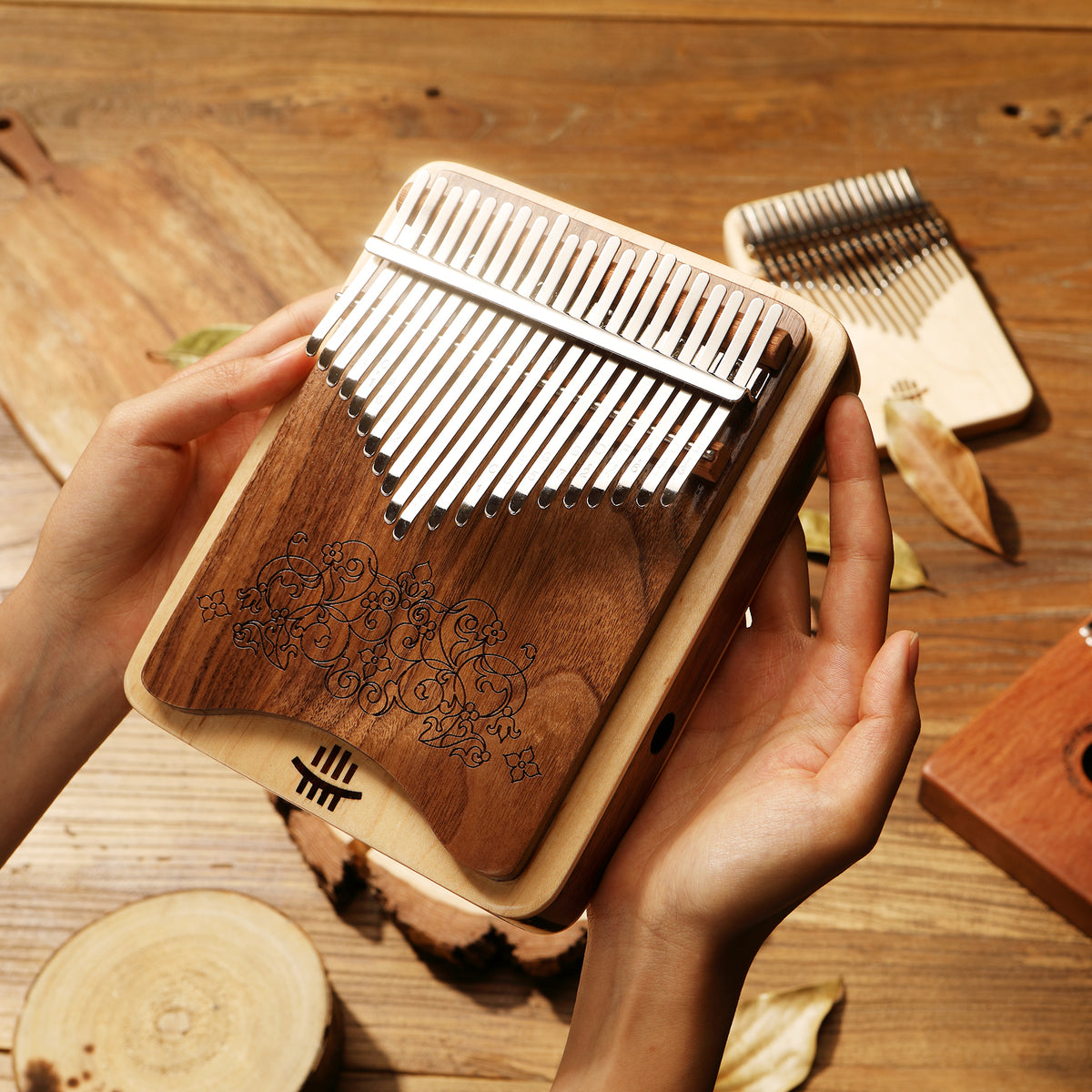 The Origin and History of the Kalimba – Hluru China