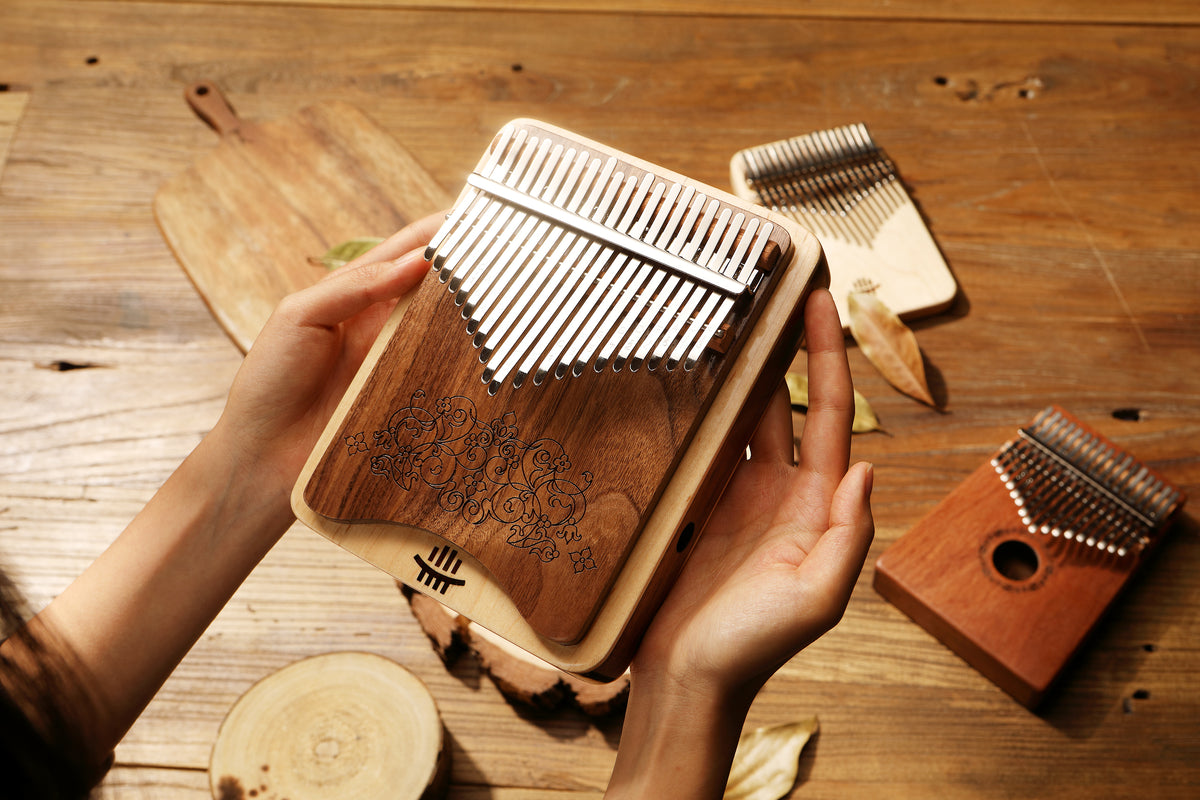 The Origin and History of the Kalimba – Hluru